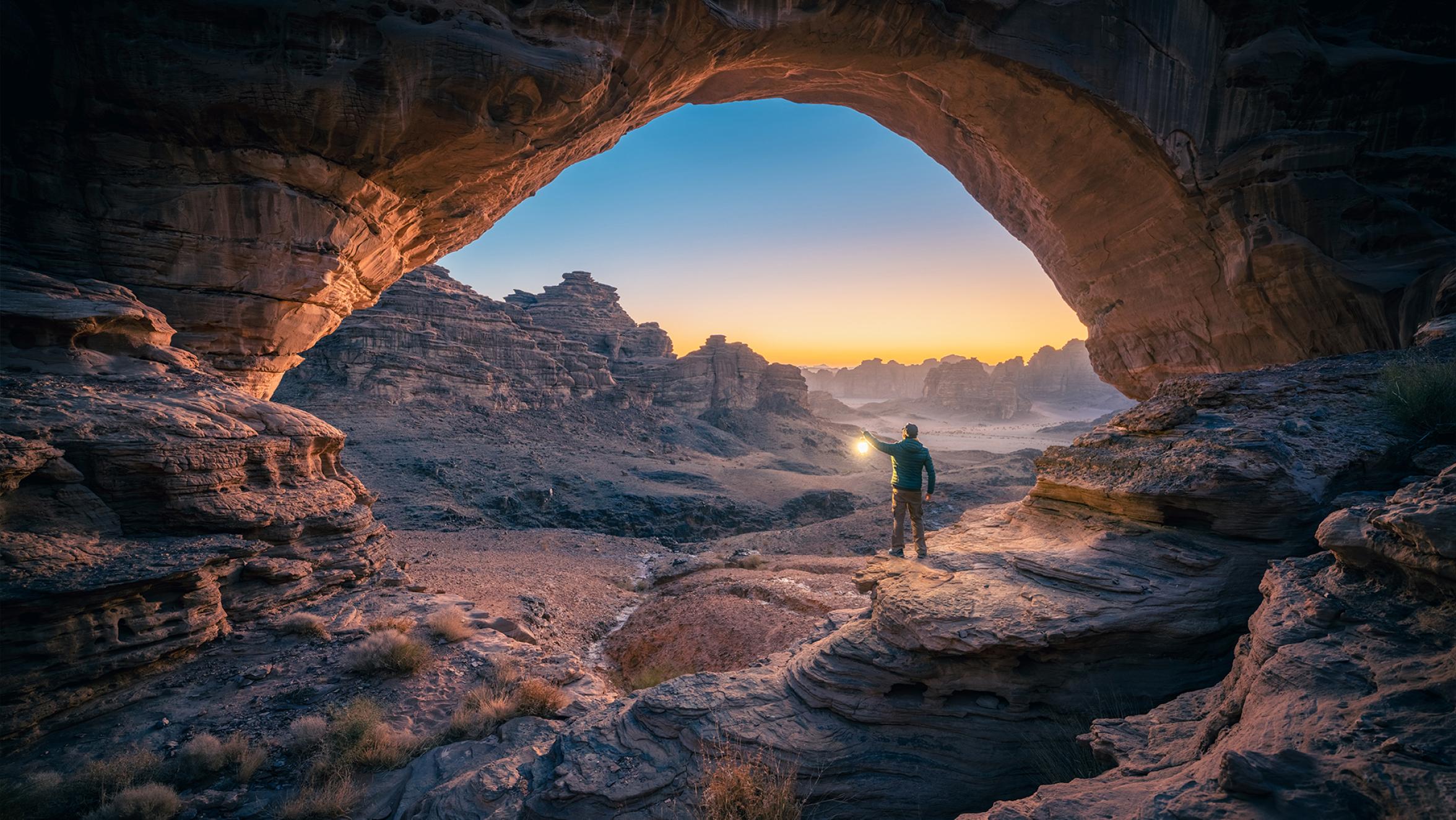 Outsourced Chief Investment Officer vs. Traditional Investment Management